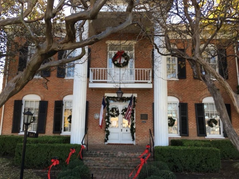 HISTORIC HOMES – Waco, Texas History in Pictures